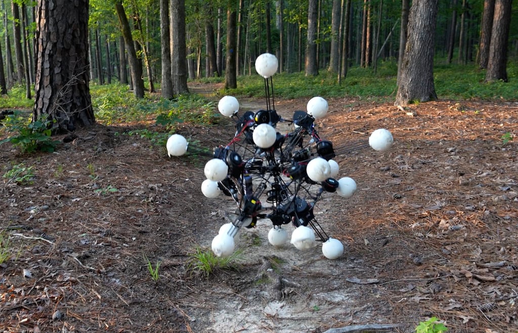 Duke University’s 20-Legged Robot Can Roll, Climb, and See in Every ...